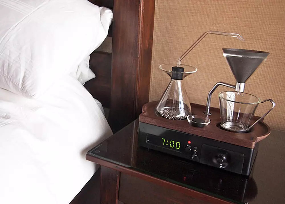 Joshua Renouf, Hybrid machine, Coffee Brewer ug Alarm Clock, The Bariseur, British design,
