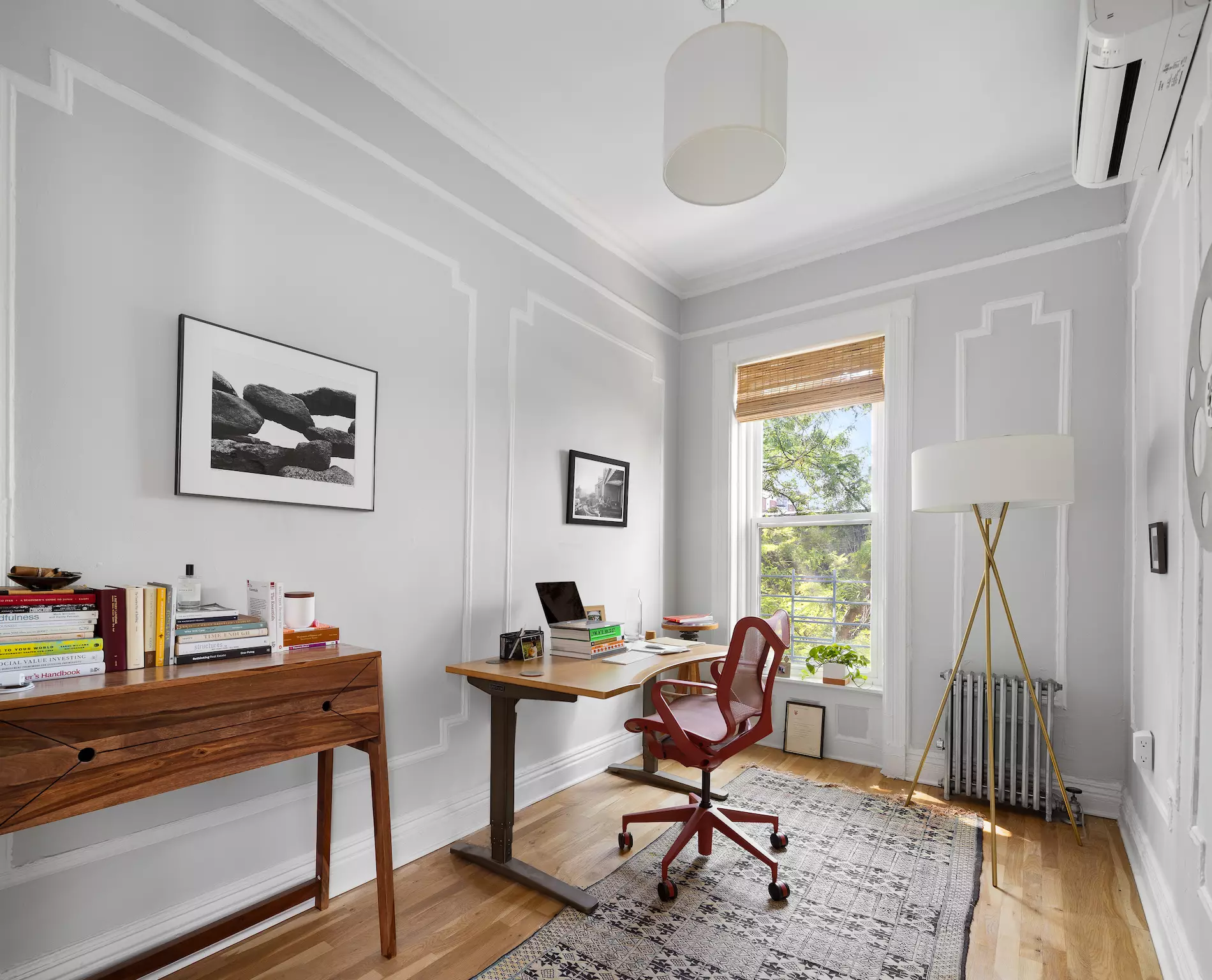 Keninginne Anne doarpshûs yn Fort Greene hat prachtich ynterieur en in túnappartemint foar $ 2.5M 3137_9