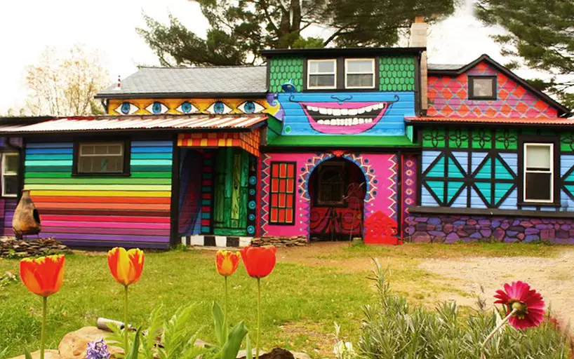 katwise, kat o'sullivan, cartoon barn, cartoon home woodstock new york, crazy artist house woodstock