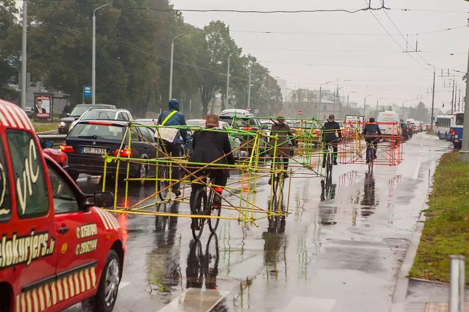 društveni aktivizam evropski, održivo putovanje na posao, održivi transport, urbani život, urbano, letonski aktivisti