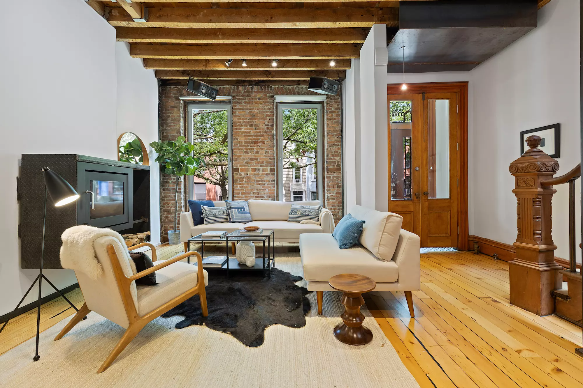 Casa de $ 3,3 milhões em Park Slope oferece dois duplex serenos com espaço ao ar livre 3226_2