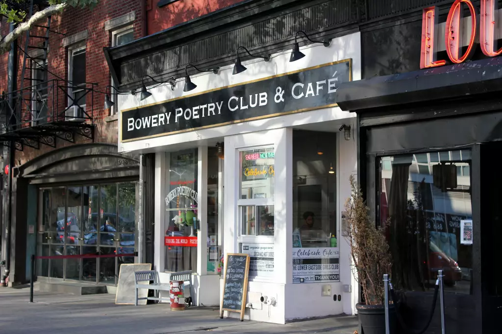 Utforsk East Village gjennom poesi og poeter fra 1950-tallet til i dag 32366_1