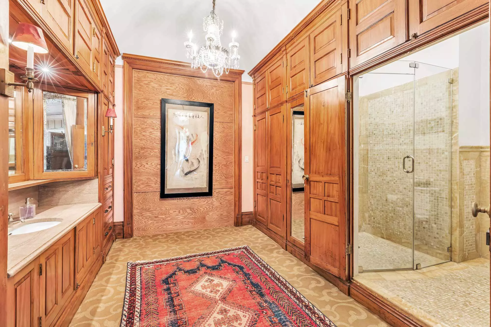 Voor $ 8,2 miljoen, een historisch herenhuis in Harlem met 10 slaapkamers en tonnen bewaard houtwerk 3277_12