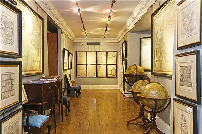 Kortlæg dit nye hjem eller kunstgalleri i denne $20M Upper East Side Co-Op 33553_1