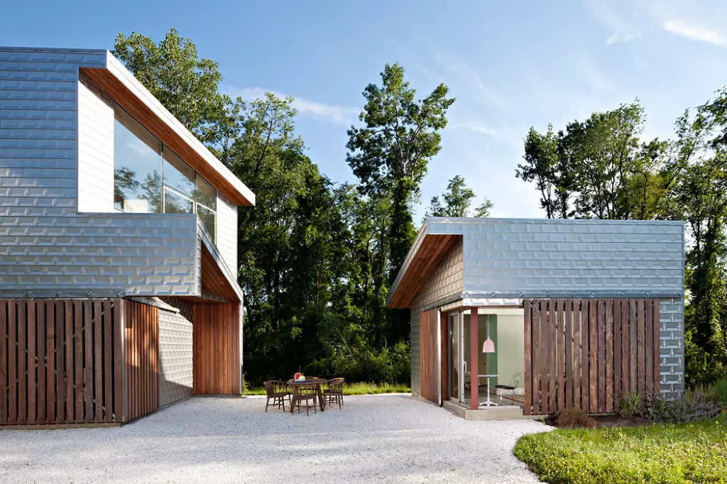 Mājas ar alumīnija pārklājumu, mūsdienīgas lauku mājas, Grzywinski + Pons, Dutchess House No. 1, Millerton New York mājas, ilgtspējīga arhitektūra