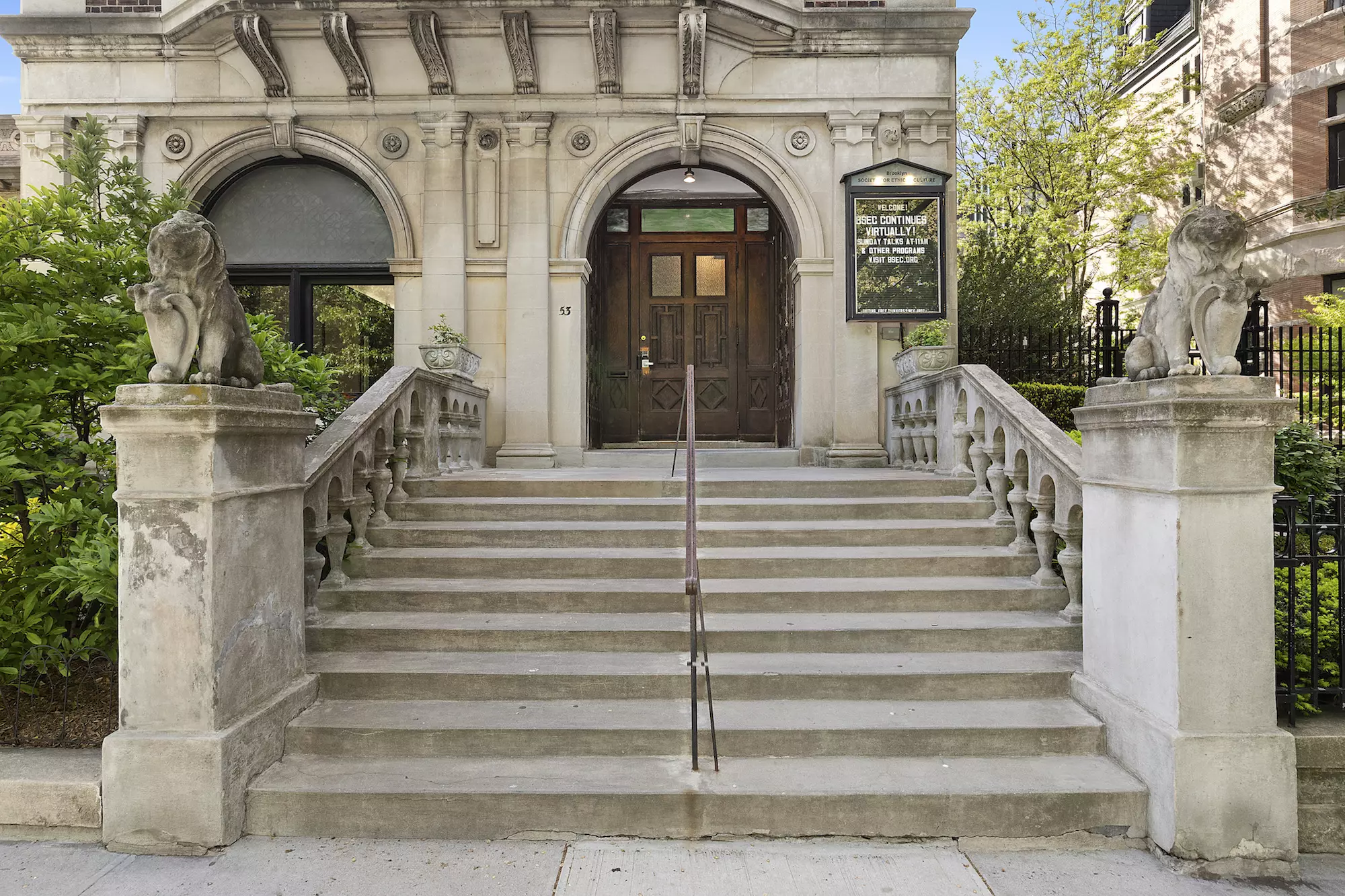 A Park Slope-i történelmi kastély 30 millió dollárért rekordot dönthet Brooklynban 3396_1