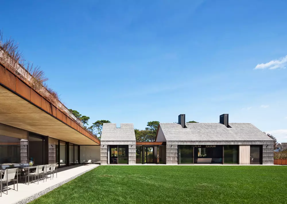 Bates Masi + Architects 以马铃薯谷仓为灵感的豪华住宅与景观融为一体 34028_1