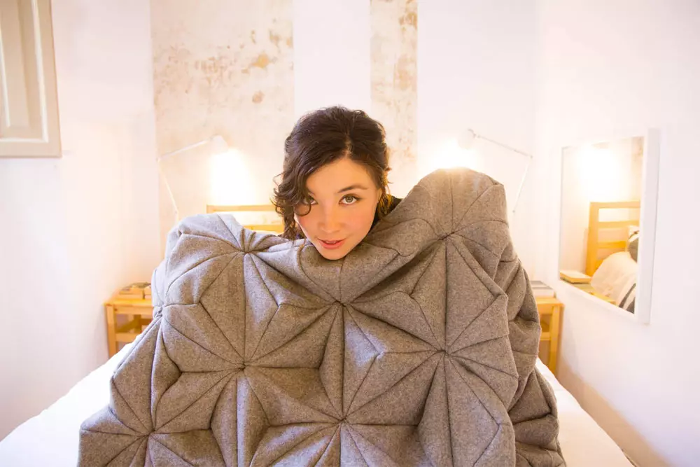 Bianca Cheng Costanzo، Cashmere Wool Blanket، BLOOM Blanket