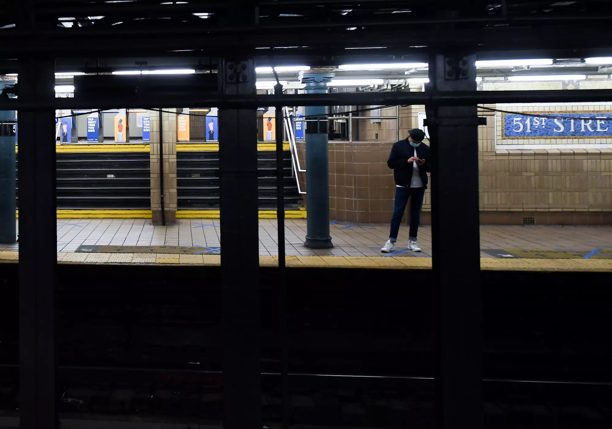 I le 2020, NYC subway na vaʻaia le sili atu piliona le aofaʻi o malaga nai lo le tausaga na muamua atu 3455_1