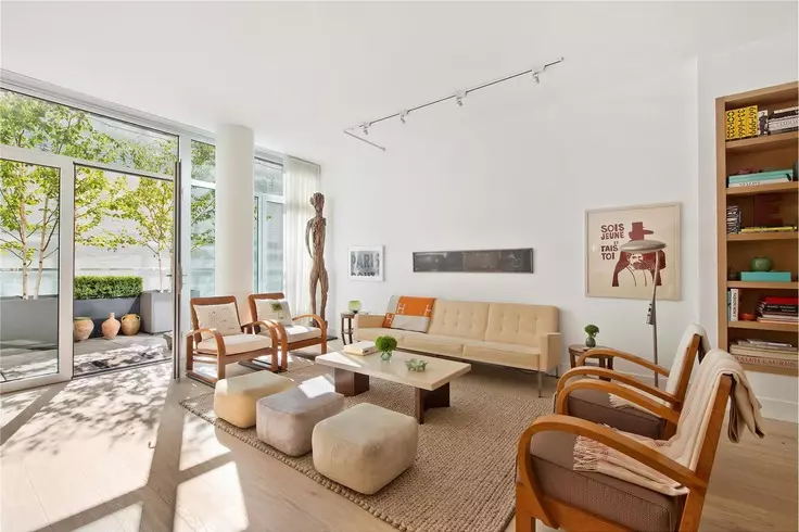 Chelsea Condo op 520 West 19th Street is Sunny Sunny Sunny