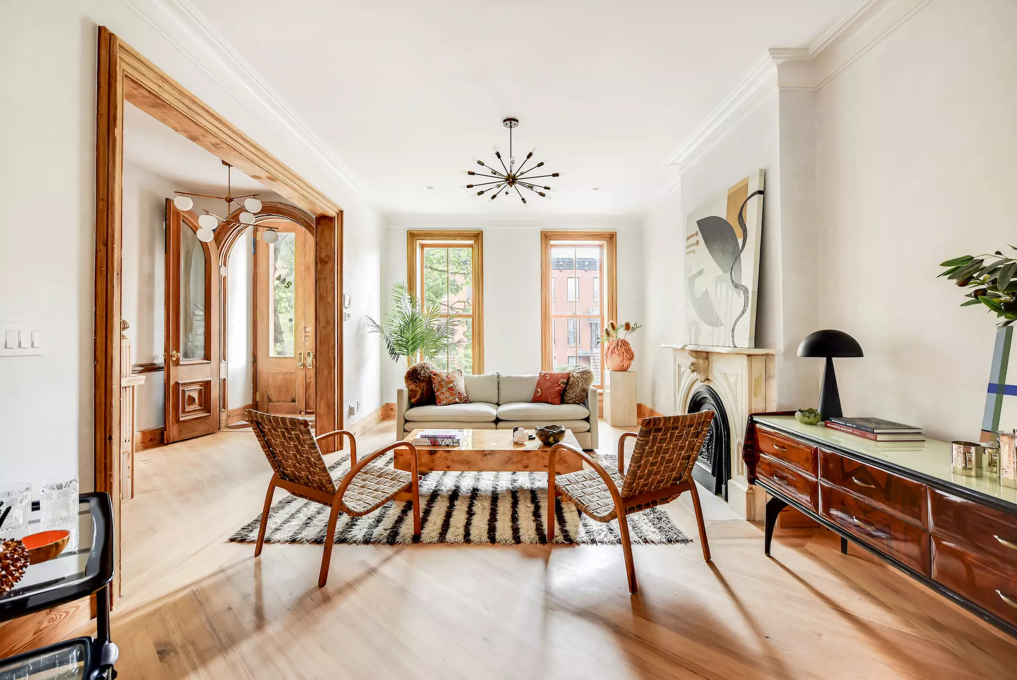 Đầy đủ vật liệu thô và phong cách Scandinavia, căn nhà phố Bed-Stuy này có giá 3,9 triệu đô la 3475_3