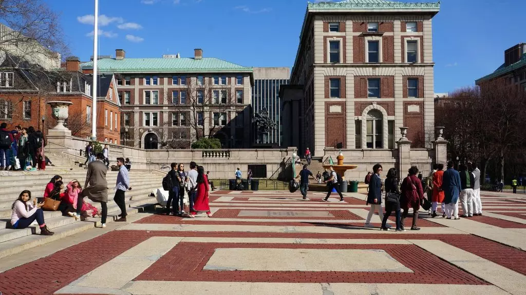 De bêste betelbere en studintfreonlike buerten bûten de campus yn NYC