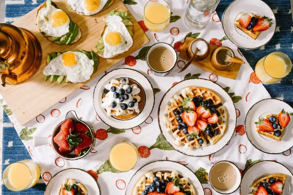 25 ресторанов Нью-Йорка, где можно отведать бранч в честь Дня матери