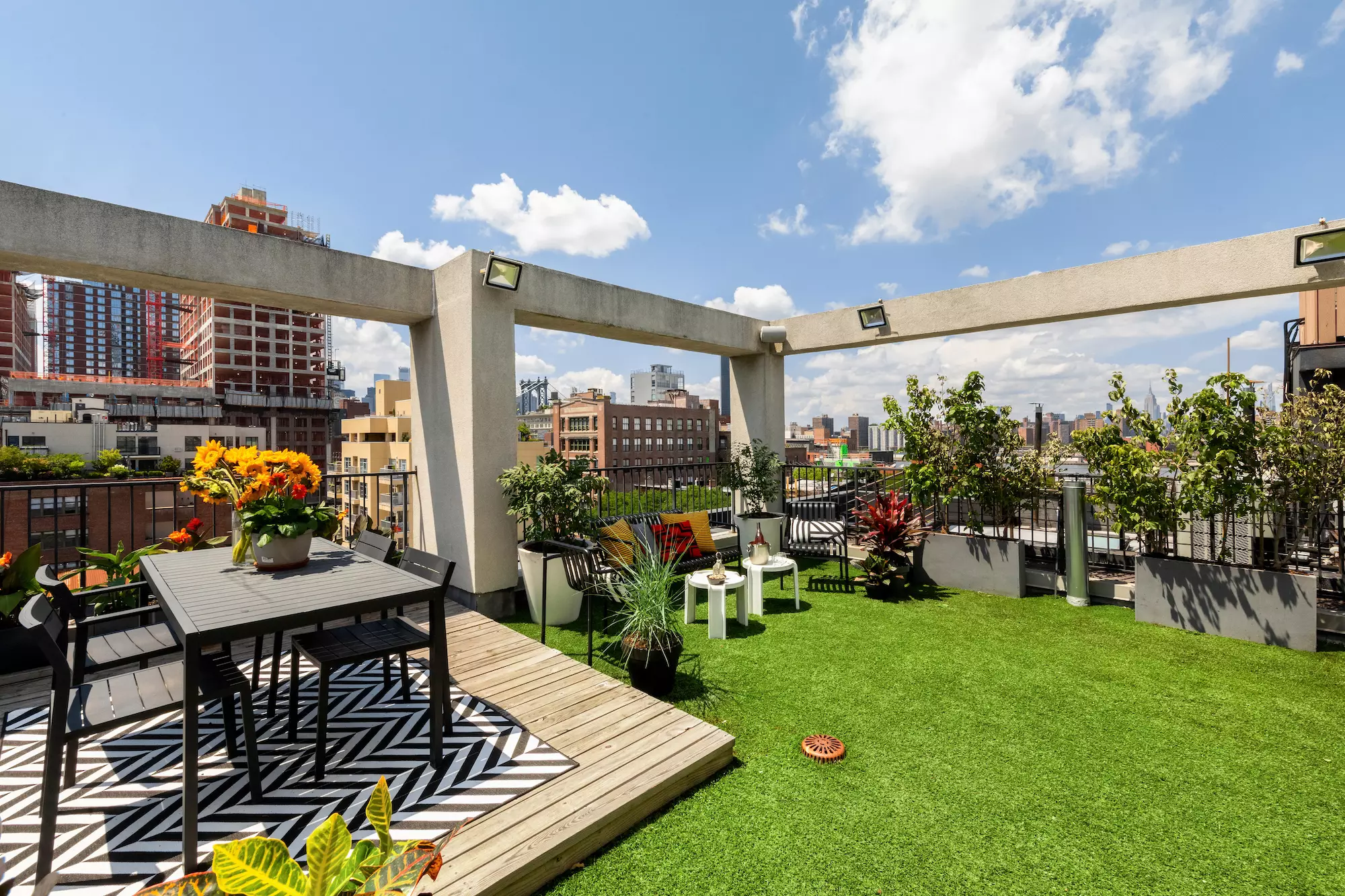 Penthouse Dumbo de $ 2.45M con vistas al horizonte es el sueño de una revista de diseño 3743_10