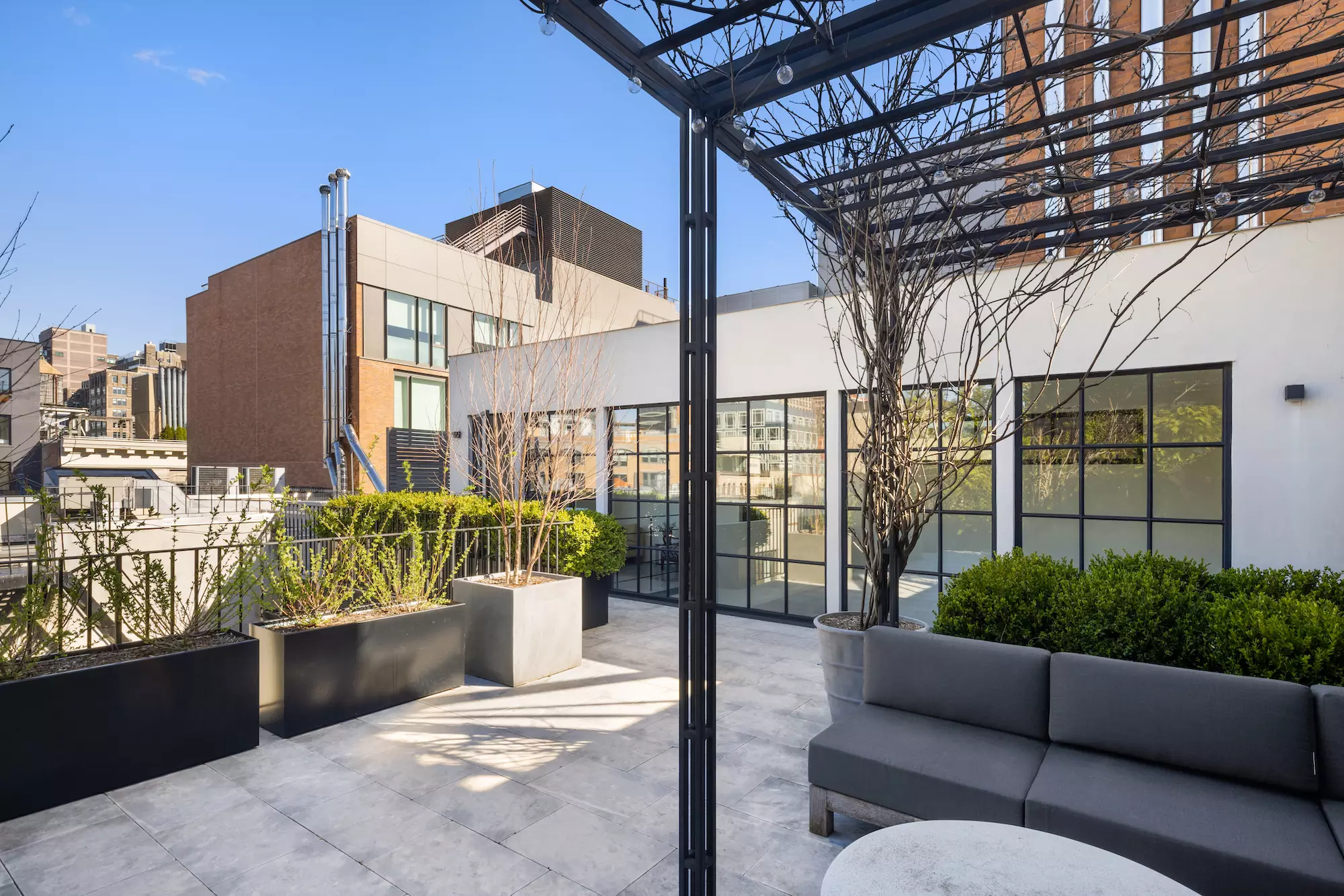 Bývalý penthouse loft Tribeca Jennifer Connelly se sluneční místností a střešní terasou žádá 12 milionů dolarů 376_10