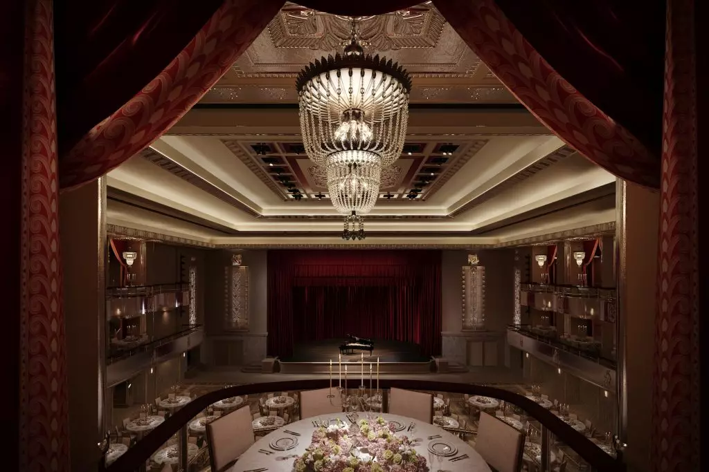Awirek bi dizî li Salona Grand Ballê ya Waldorf Astoria-yê vesazkirî bibînin 3906_4