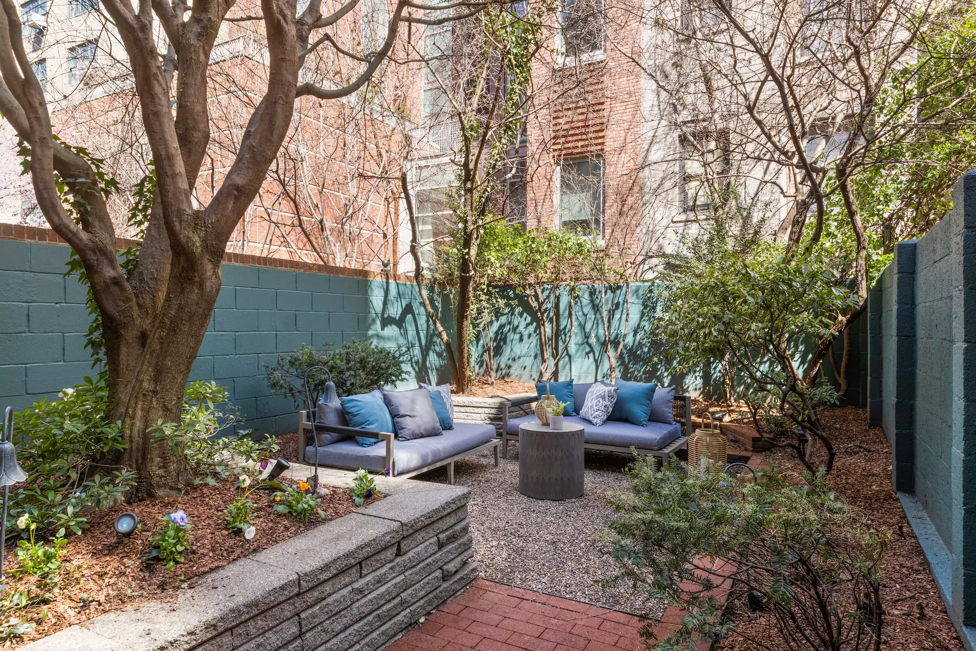 Esta casa UWS de 8,5 millóns de dólares ten Central Park como xardín dianteiro e xardín traseiro privado 391_17