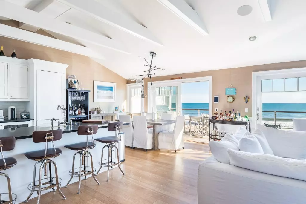 $ 5,35M Montauk heimili kemur með einkaströnd cabana og aðgang að Gurney's Resort 3920_3