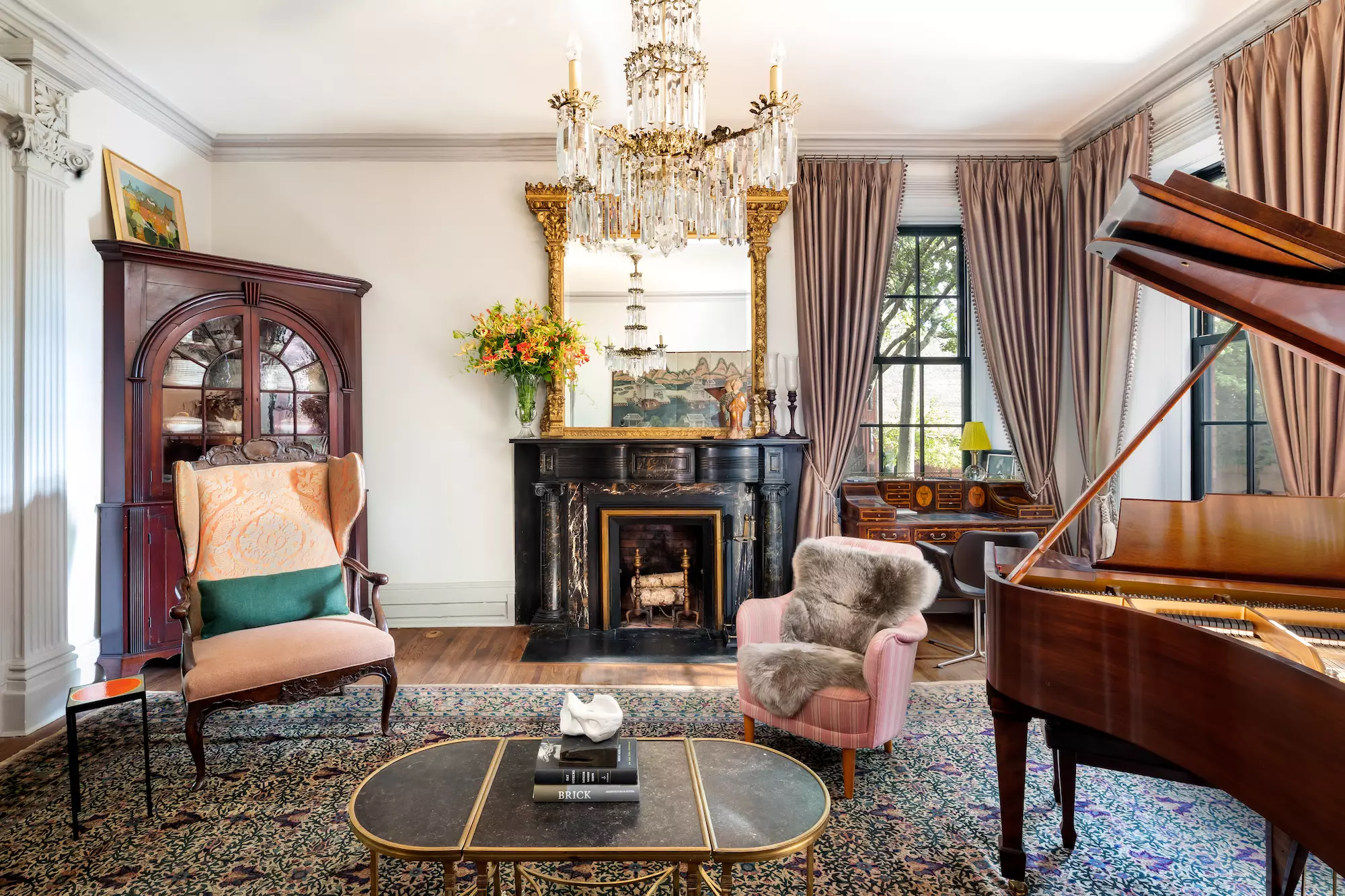 Ntlo ea nalane ea nalane ea Brooklyn Heights e tsoang filiming ea 'Moonstruck' e fihlile 'marakeng ka $12.8M. 4081_1