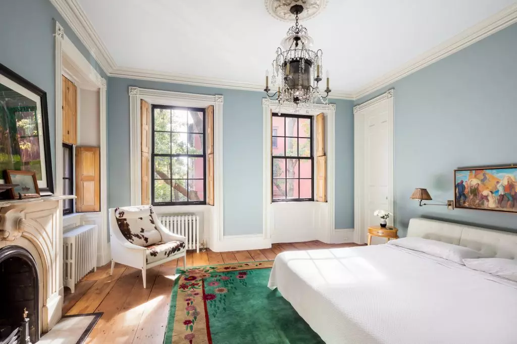 Keeb kwm Brooklyn Heights lub tsev los ntawm cov yeeb yaj kiab 'Moonstruck' ntaus lub khw rau $ 12.8M 4081_14