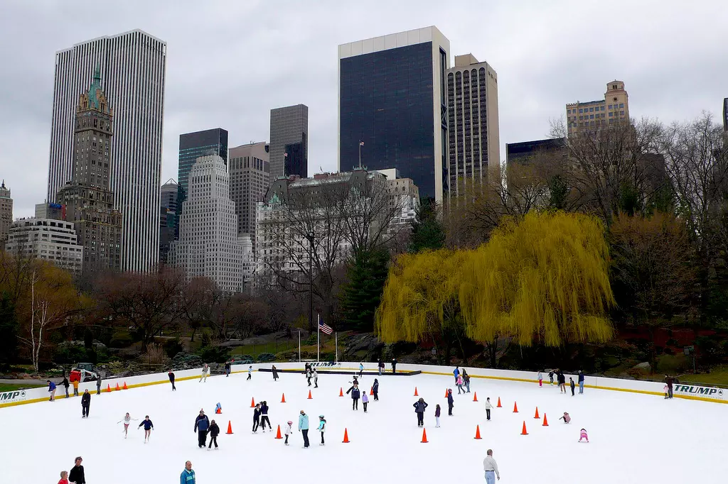 Ang mga ice rinks nga gipadagan ni Trump sa Central Park aron magpabiling bukas sa nahabilin nga panahon 4141_1