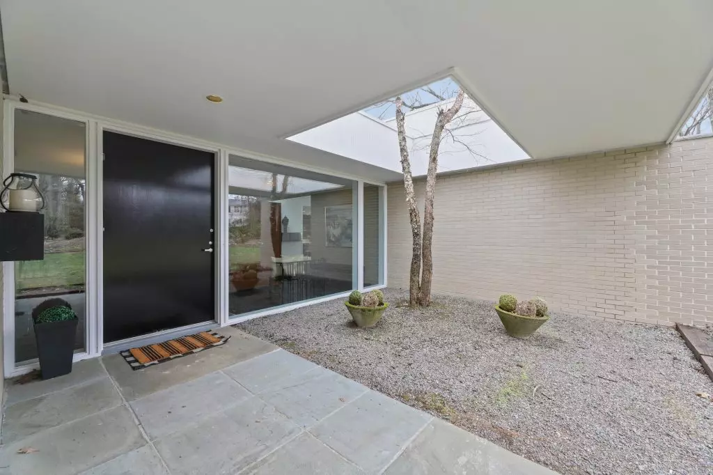 Manje ecela u-$1.75M, u-Richard Meier waklama leli khaya lase-Essex County, NJ labazali bakhe ngo-1965. 4180_5
