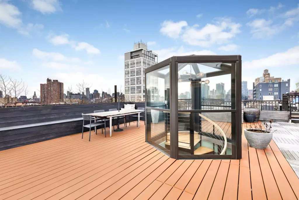 Le penthouse de 2,7 M $ de Williamsburg dispose de quatre espaces extérieurs et d'un sauna sur le toit 4186_11