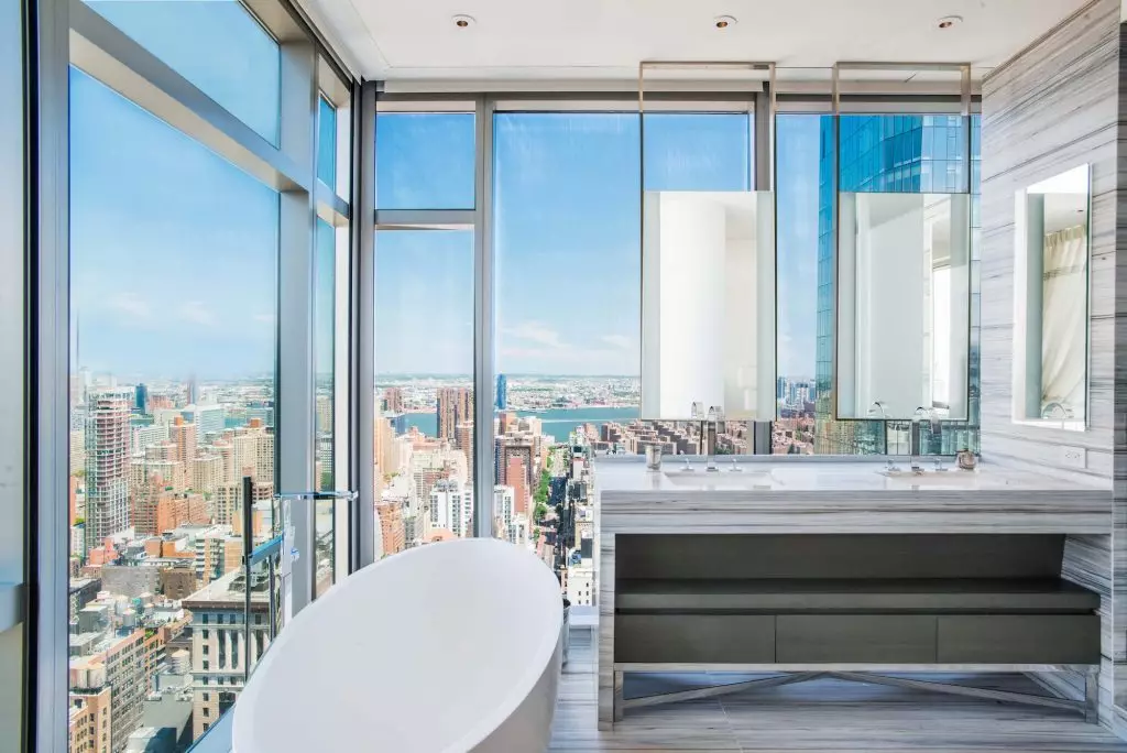 Flatiron condo wakale wa Tom Brady wabwerera pamsika $ 13.7M 4241_5