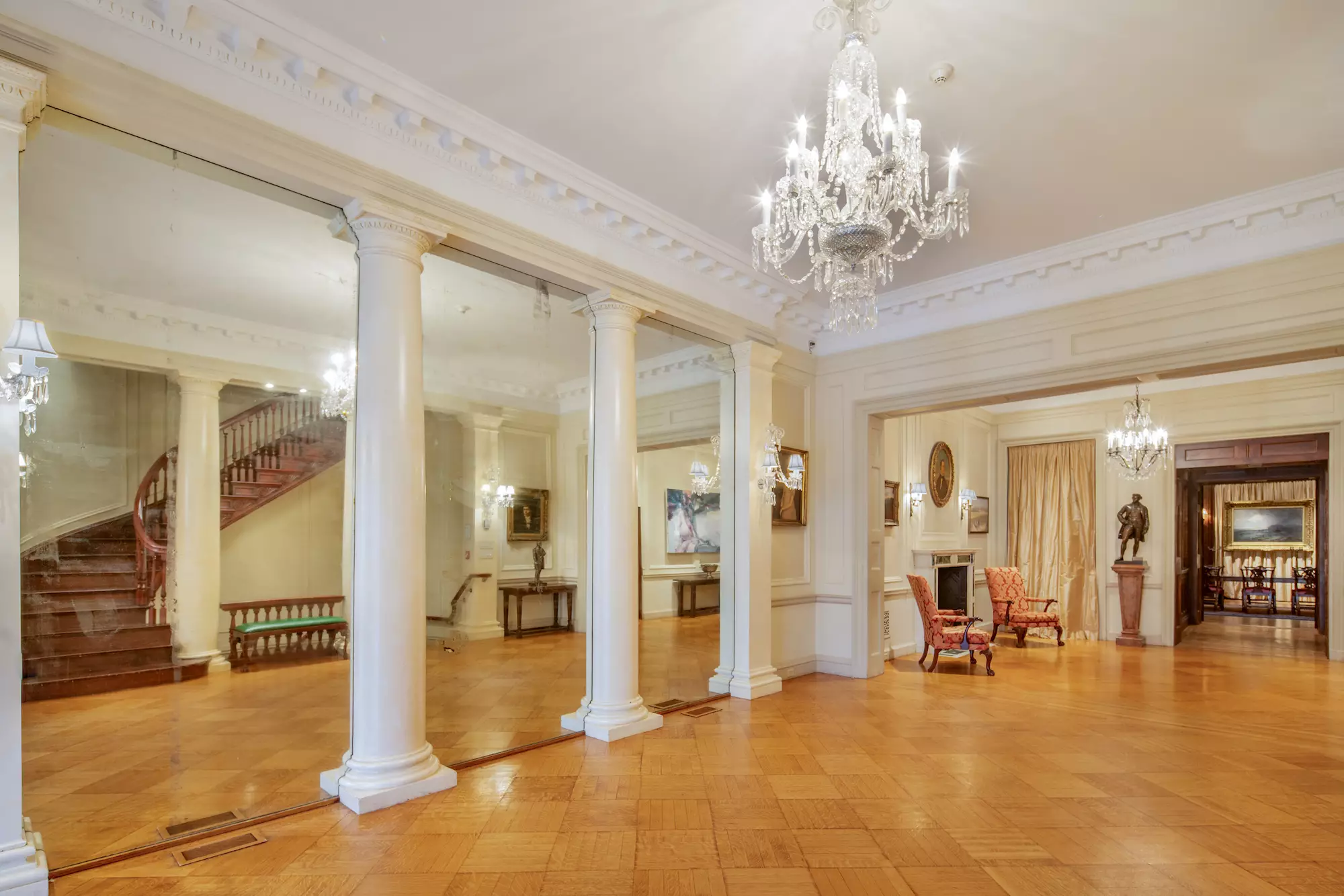 La rara mansió de l'edat daurada a la Cinquena Avinguda arriba al mercat per 52 milions de dòlars 4338_2