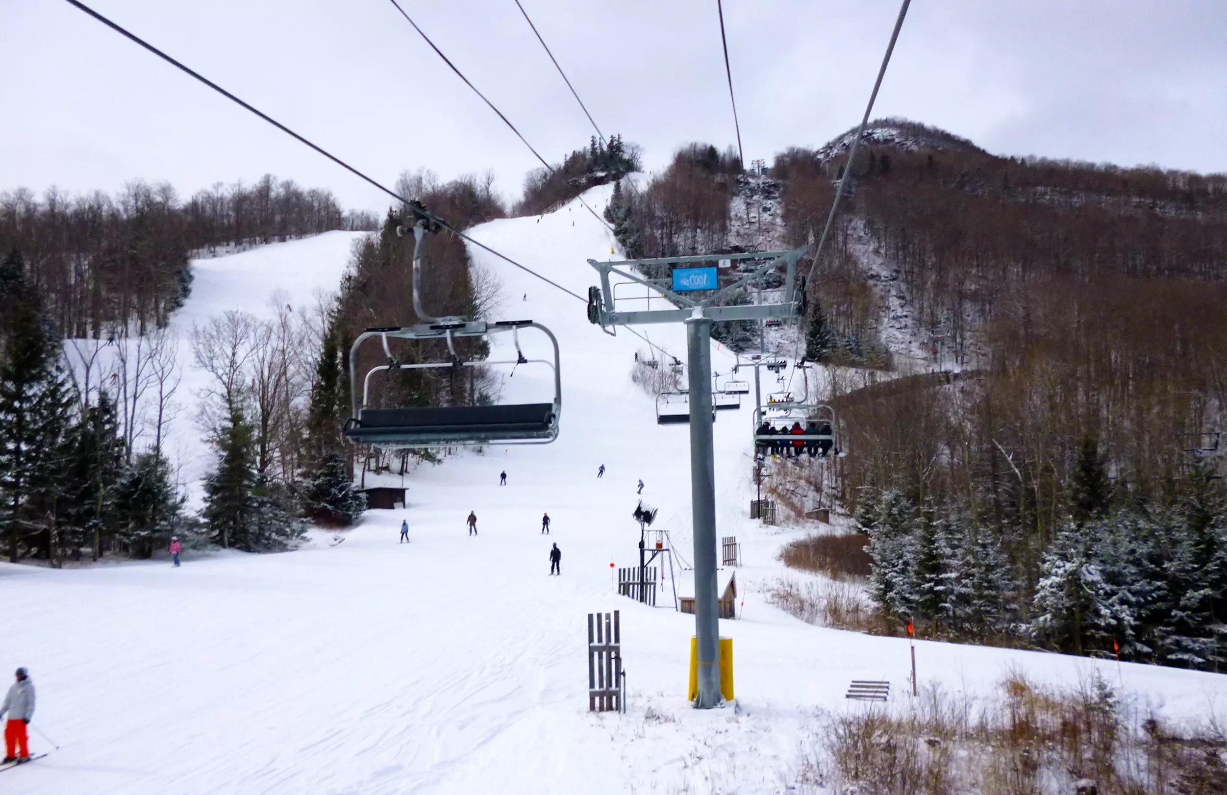 न्यूयॉर्क शहर के पास 5 बेहतरीन स्की ढलानें 4379_1