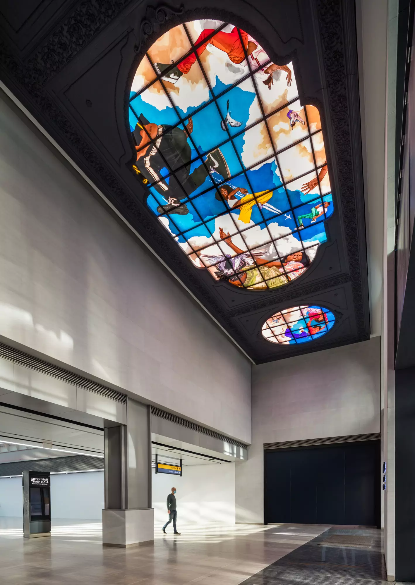 Mireu l'interior de la nova sala de trens Moynihan plena de llum 4514_14