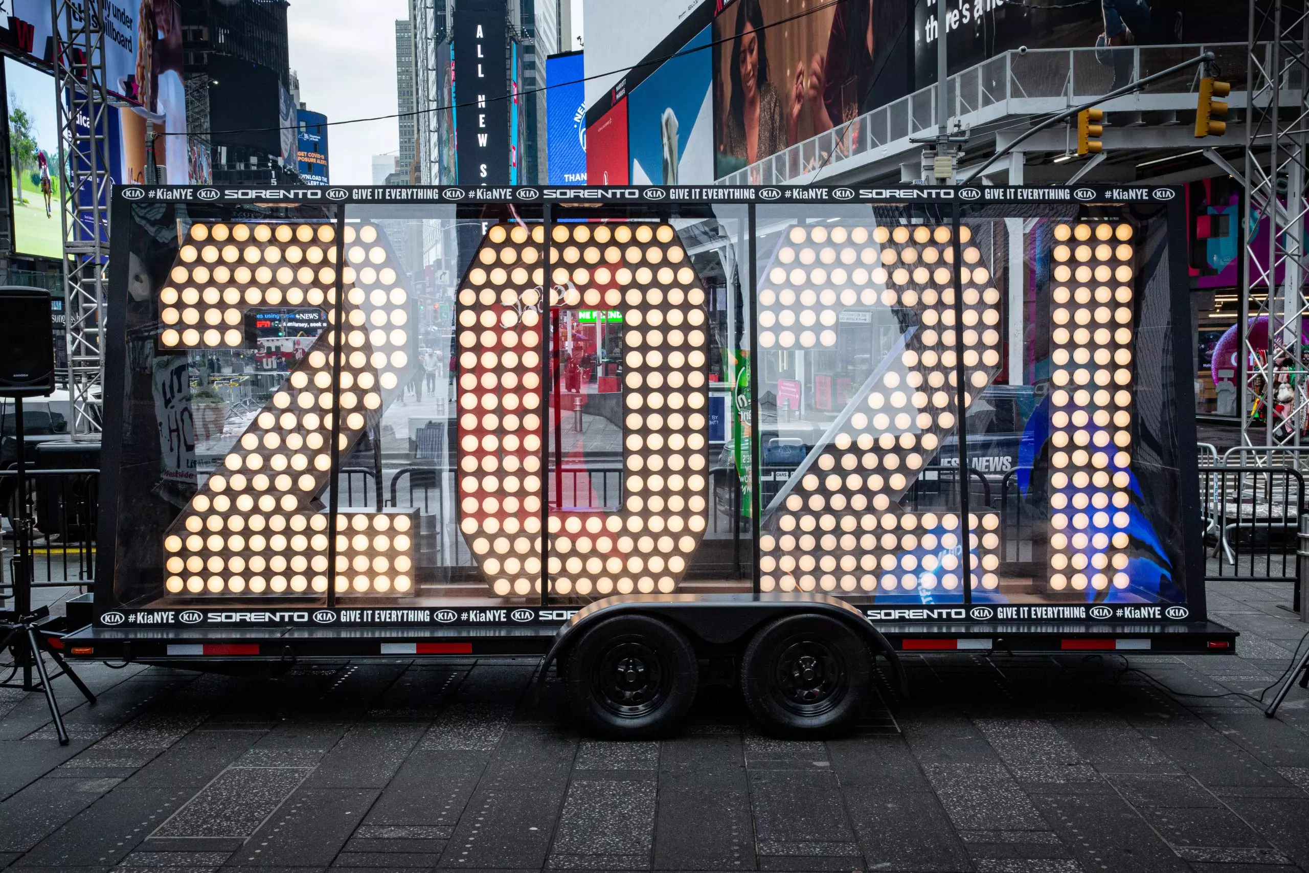 Angka '2021' anu kasohor parantos sumping di Times Square 4565_1