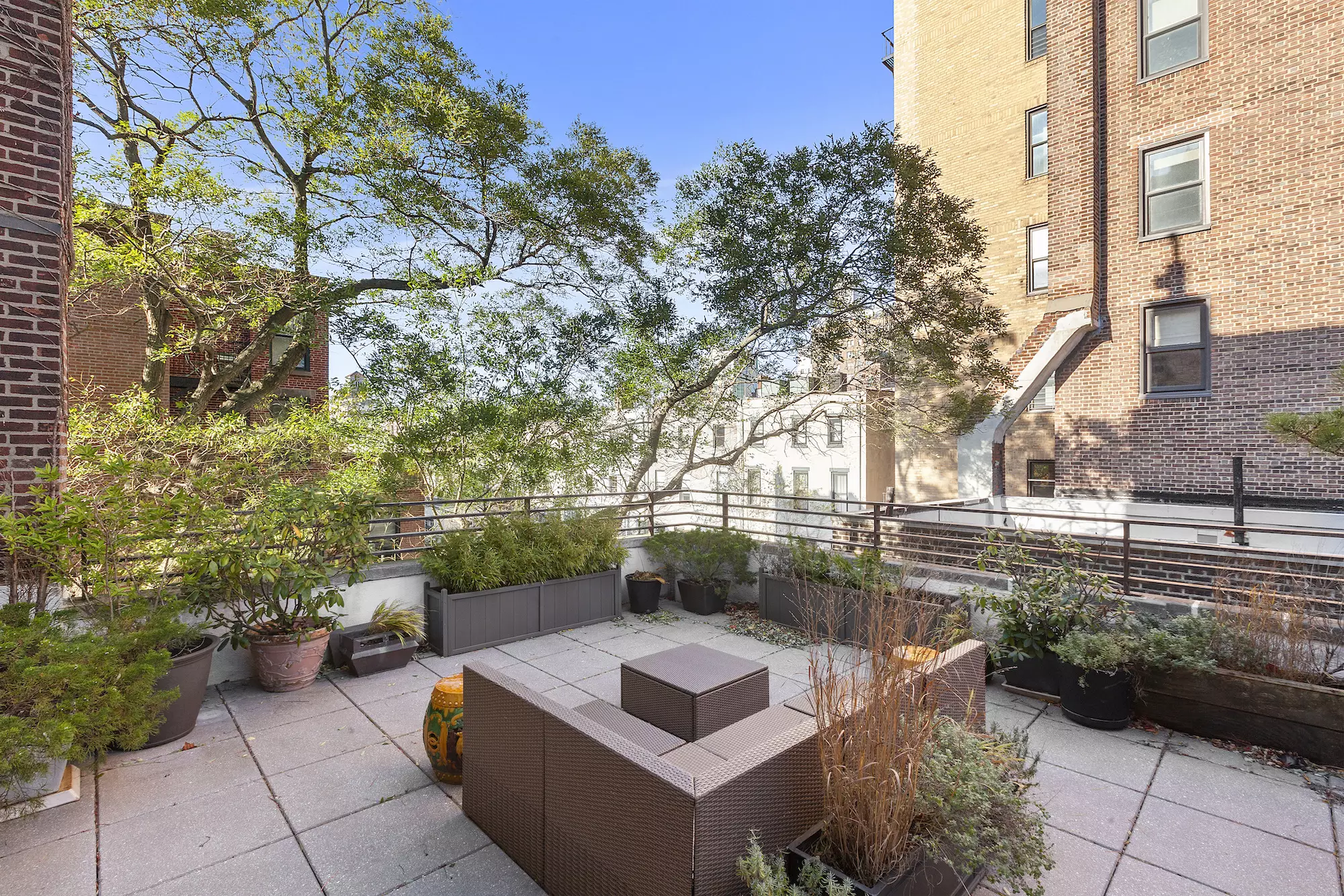 Kuba $4.4M, le Prospect Park West townhouse unique ine driveway yabucala kunye igaraji 4572_13