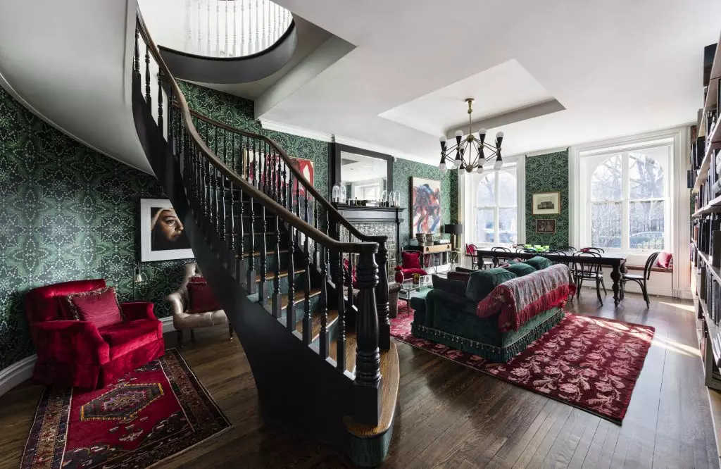 Diréktur Baz Luhrmann daptar vibrant Gramercy townhouse pikeun $20M