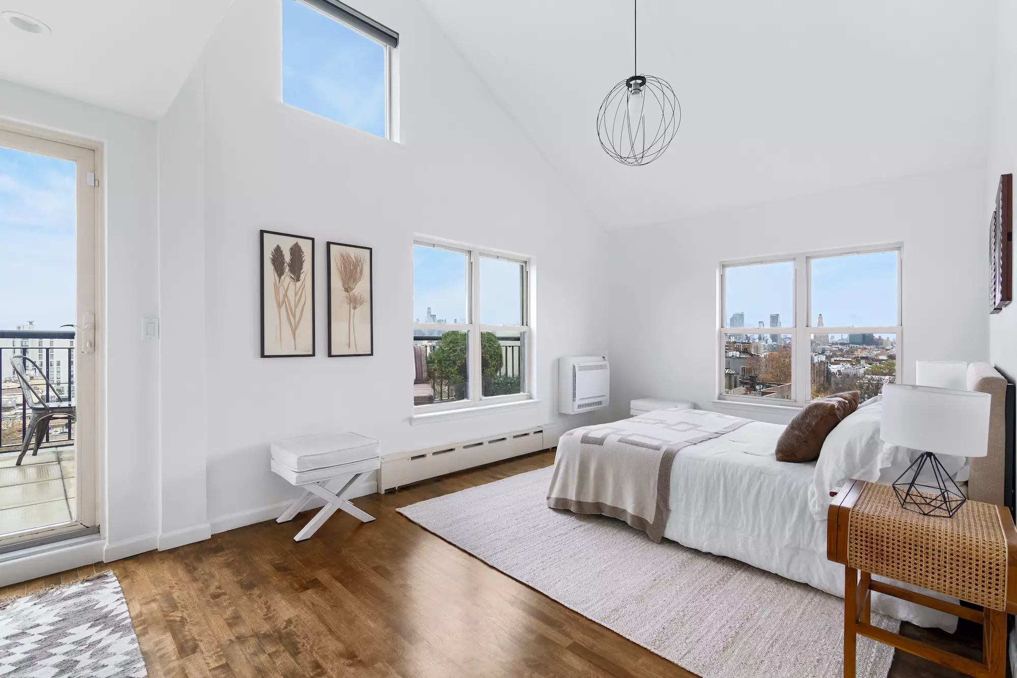 $1.9M Park Slope penthouse waa dhalaalaya oo cusub oo leh muuqaalo cirka 4697_6