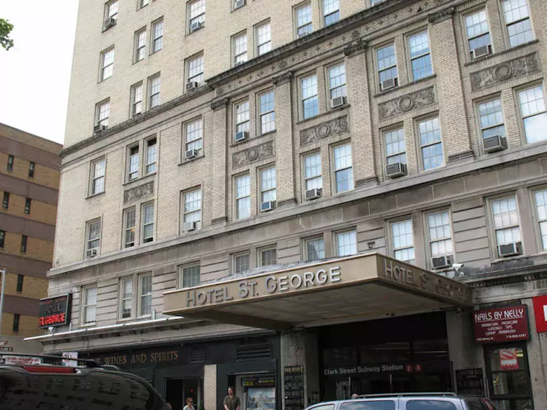 Arsjitekt Bjarke Ingels keapet Brooklyn Heights penthouse foar $2.16M 46_2