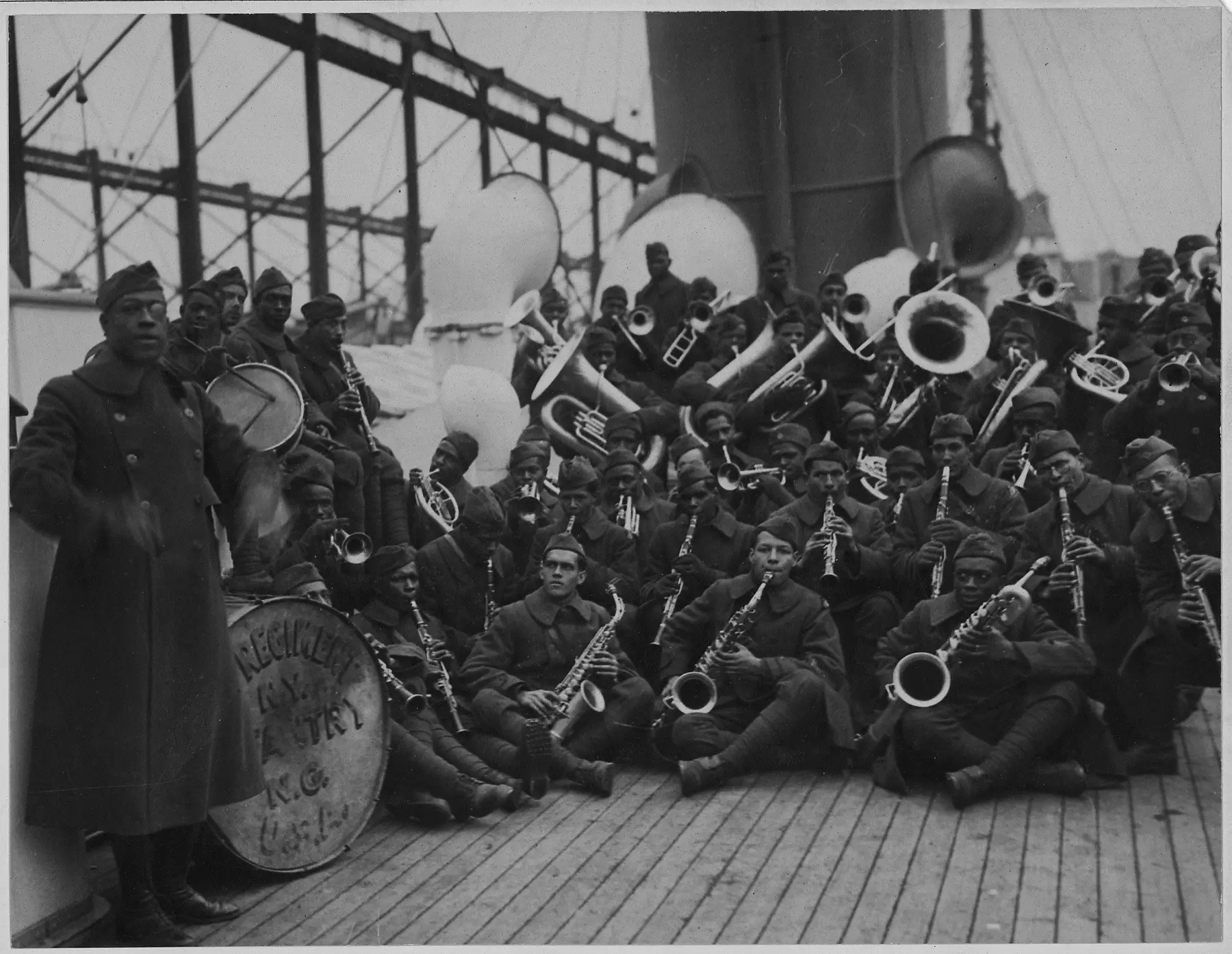 Die Harlem Hellfighters: Afro-Amerikaanse New Yorkers was van die WWI se mees versierde soldate 4839_5