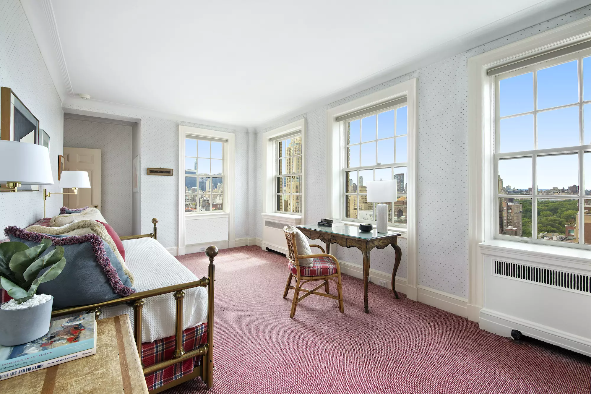 Leonard Bernstein's ọkan-akoko Upper East Side penthouse deba ọja fun $29.5M 4872_9