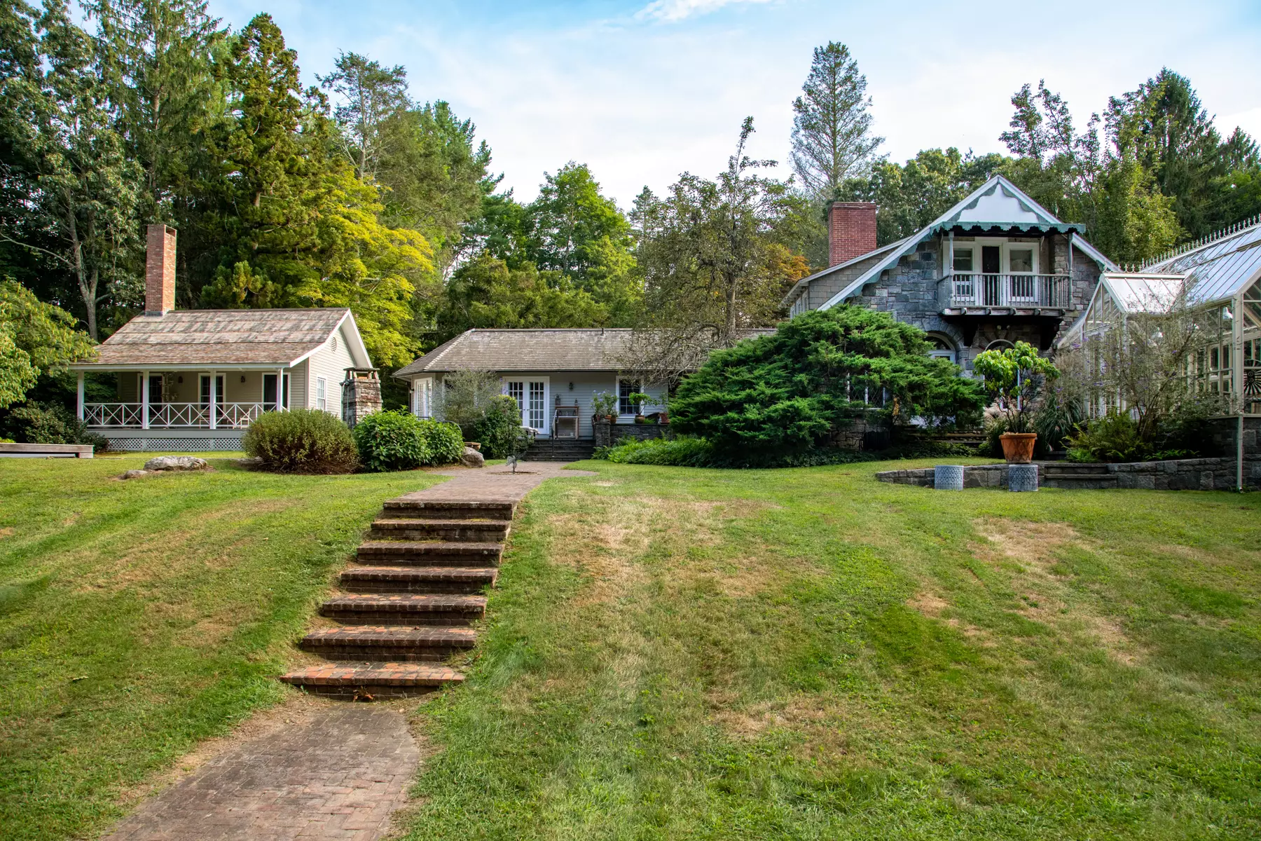 $ 1,5 miljoen Connecticut landgoed van 60 Minutes 'Morley Safer heeft een stenen huisje, een schrijversstudio en meer 5014_2