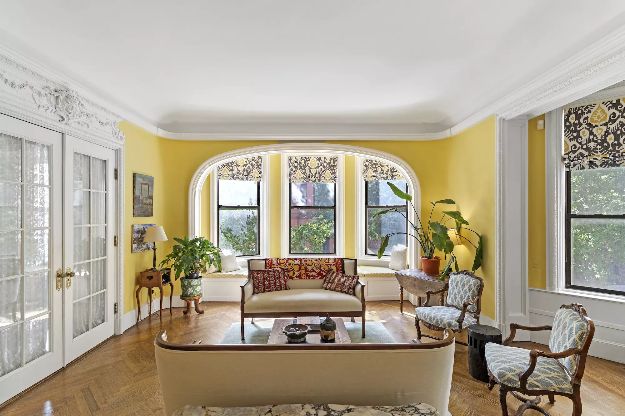 Zambiri za Classic Beaux-Arts zachuluka pazipinda zitatu zogona za $ 3.2M Upper West Side 5043_4