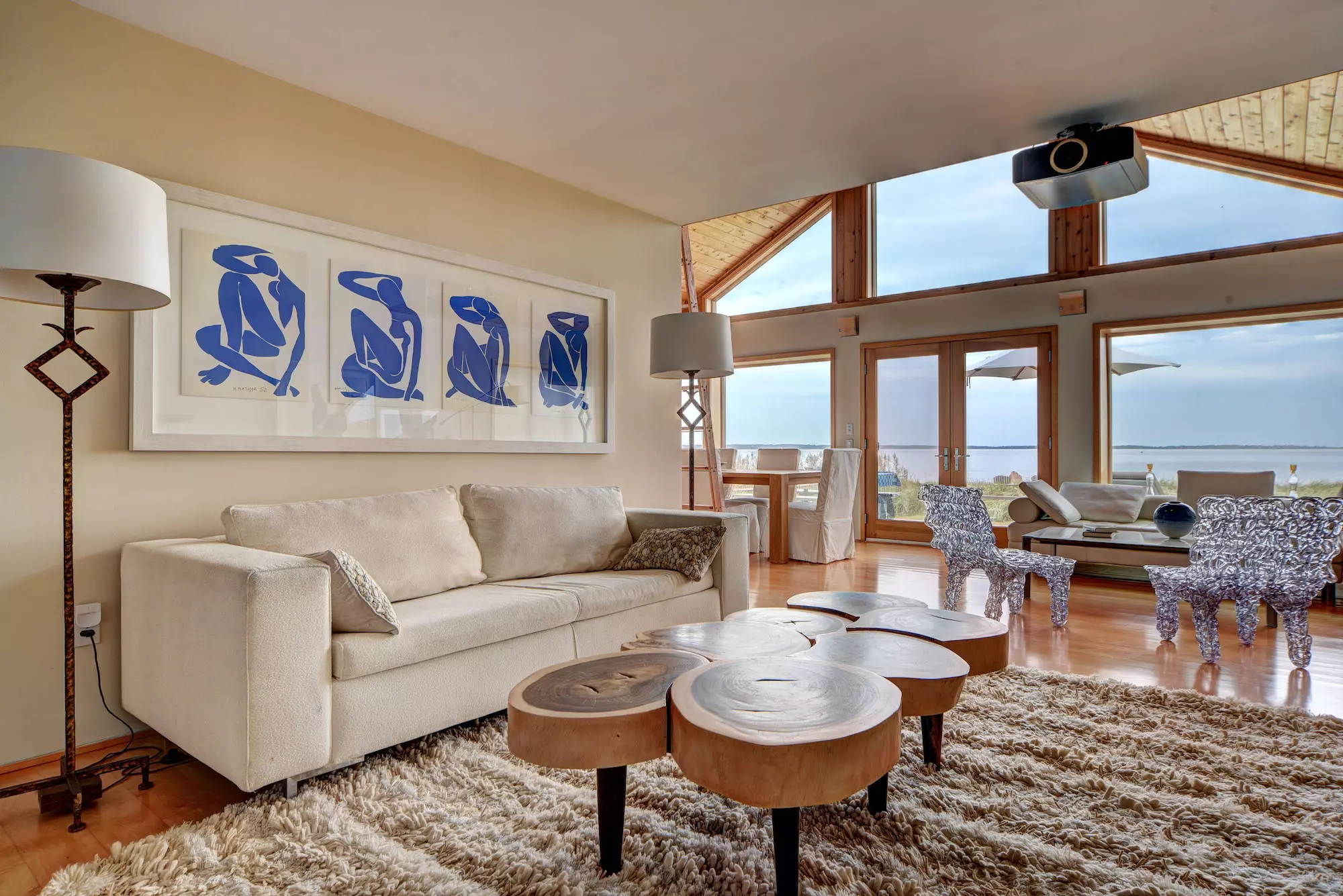 Po 22 letih Kim Cattrall prodaja svoj dom Hamptons ob obali za 3,25 milijona dolarjev 5105_4
