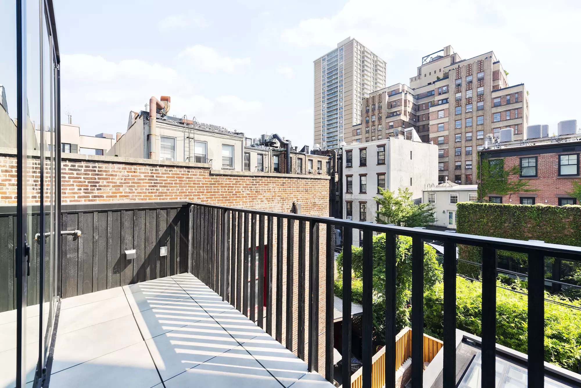 Der er en indendørs pool og et yogastudie på taget i dette Brooklyn Heights-hus til $8 millioner 5252_19