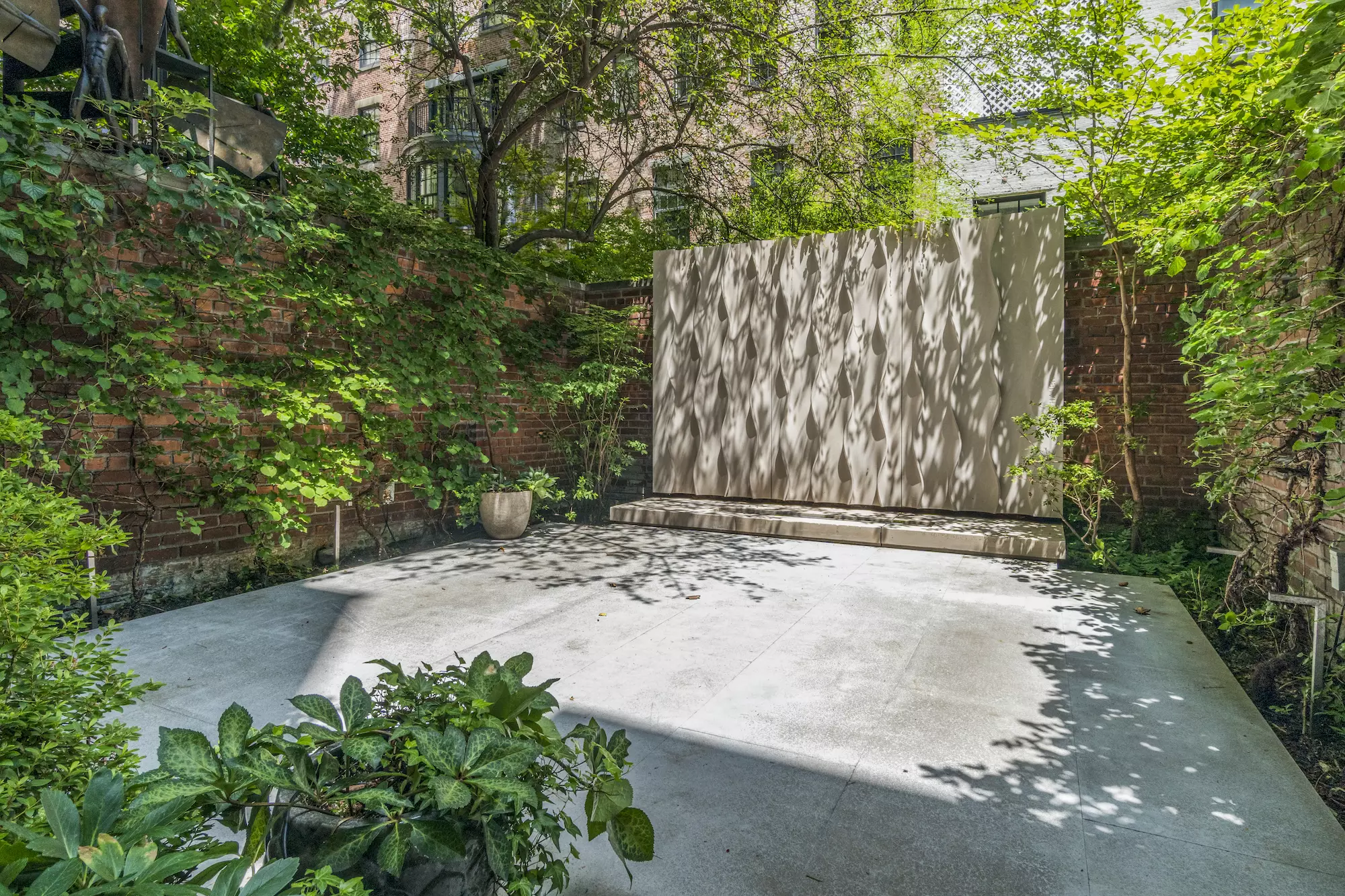 Mestna hiša Upper East Side v vrednosti 16,5 milijona dolarjev ima čarobni strešni vrt z mini bazenom 5274_11