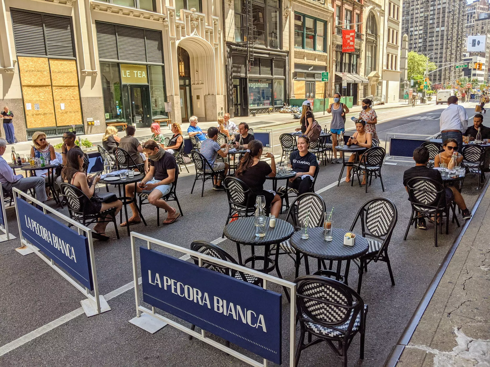 40 δρόμοι της Νέας Υόρκης θα είναι πλέον ανοιχτοί για φαγητό σε εξωτερικούς χώρους τις καθημερινές 5280_1