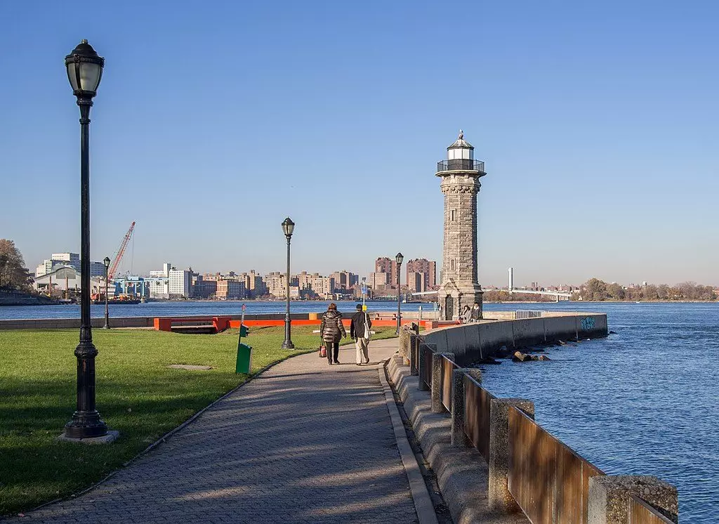 New York şehrinin en önemli deniz fenerlerinden 10'u 5474_8