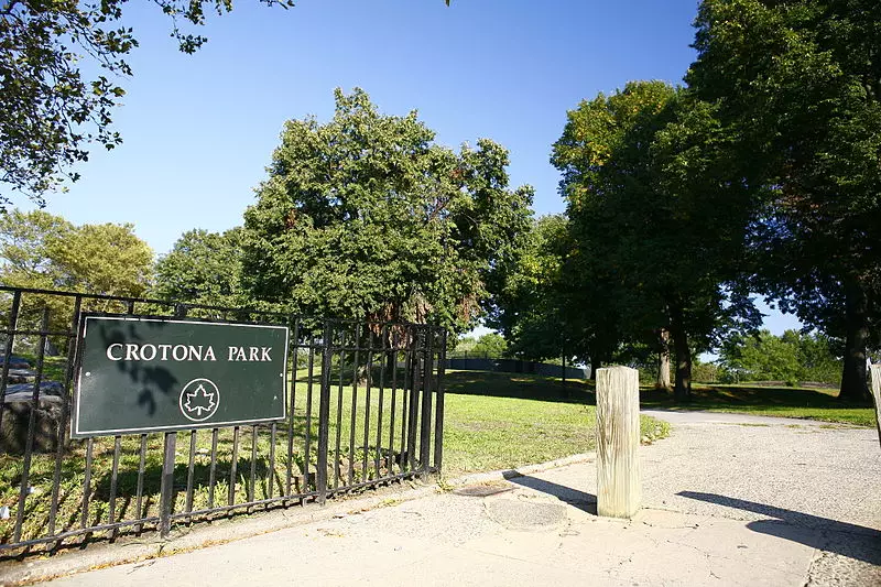 크로토나 공원(Crotona Park) 근처의 지원 임대에서 45개의 저렴한 유닛을 위한 복권이 월 $748부터 시작됩니다. 5696_1