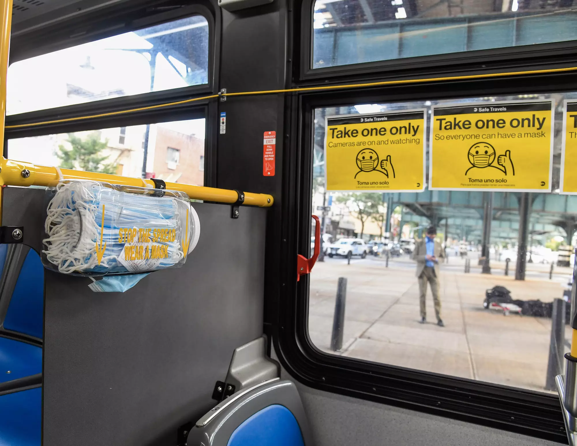 MTA သည် ဘတ်စ်ကားများအတွင်း အခမဲ့ Mask ရေစင်များကို တပ်ဆင်ပေးပါသည်။ 5707_2