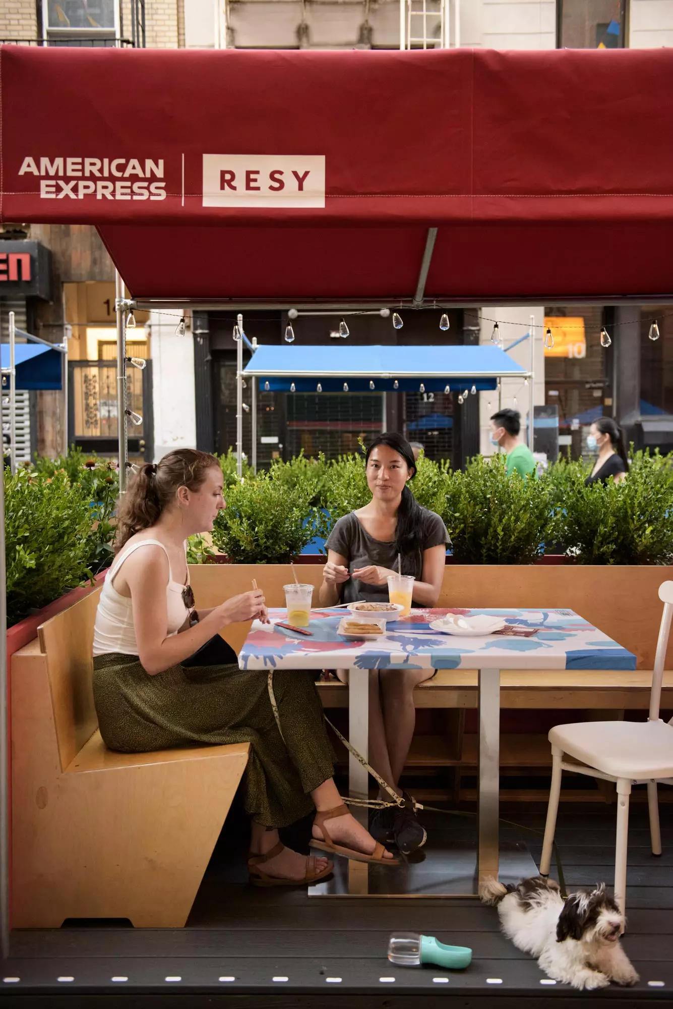 A histórica rúa Mott do barrio chino transfórmase nun oasis para comer ao aire libre 5710_3