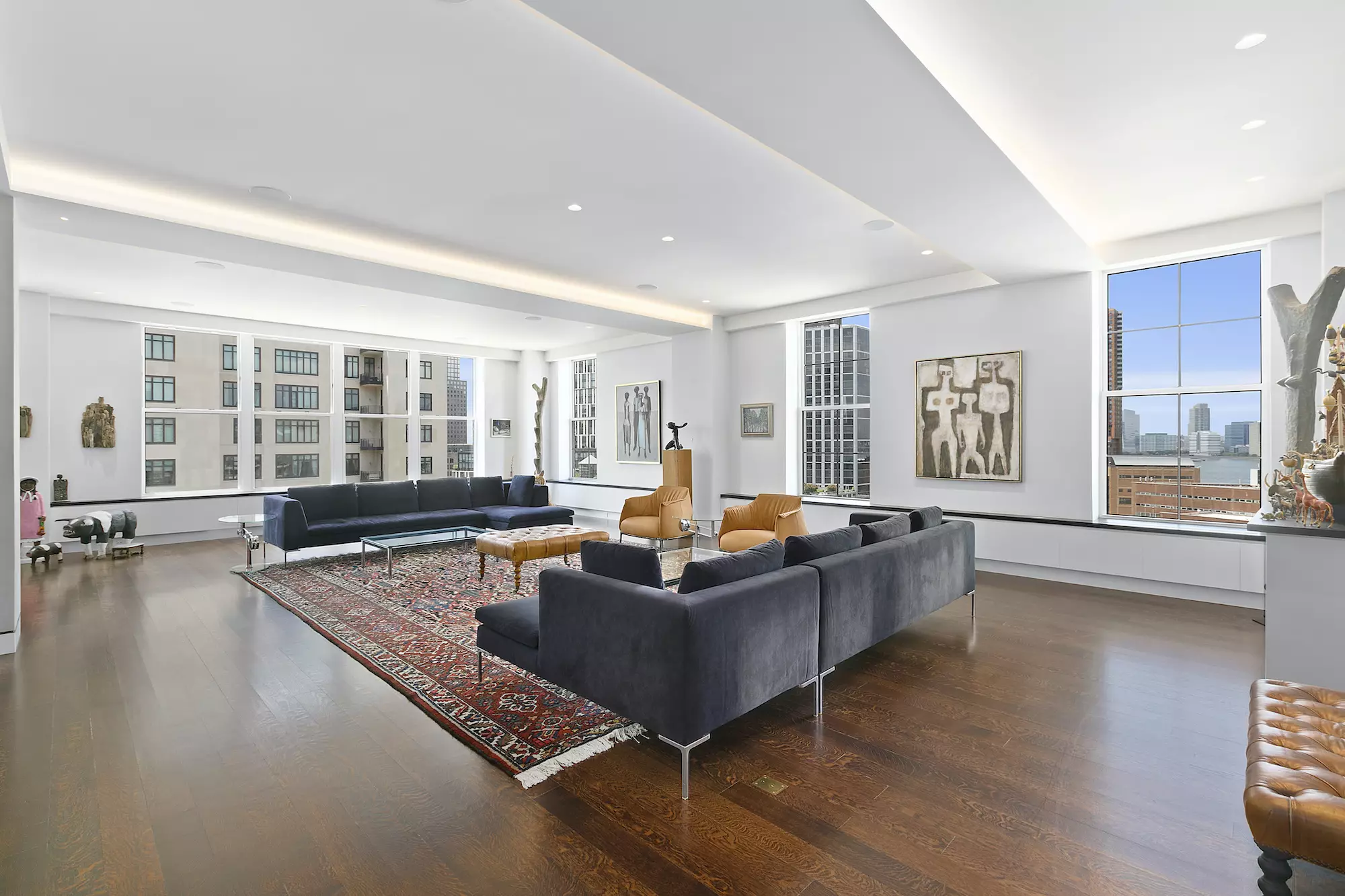 $17.5M Tribeca penthouse nwere ọnụ ụlọ mmanya nwere karama 1,000 yana teres buru ibu karịa ọtụtụ ụlọ. 5737_3