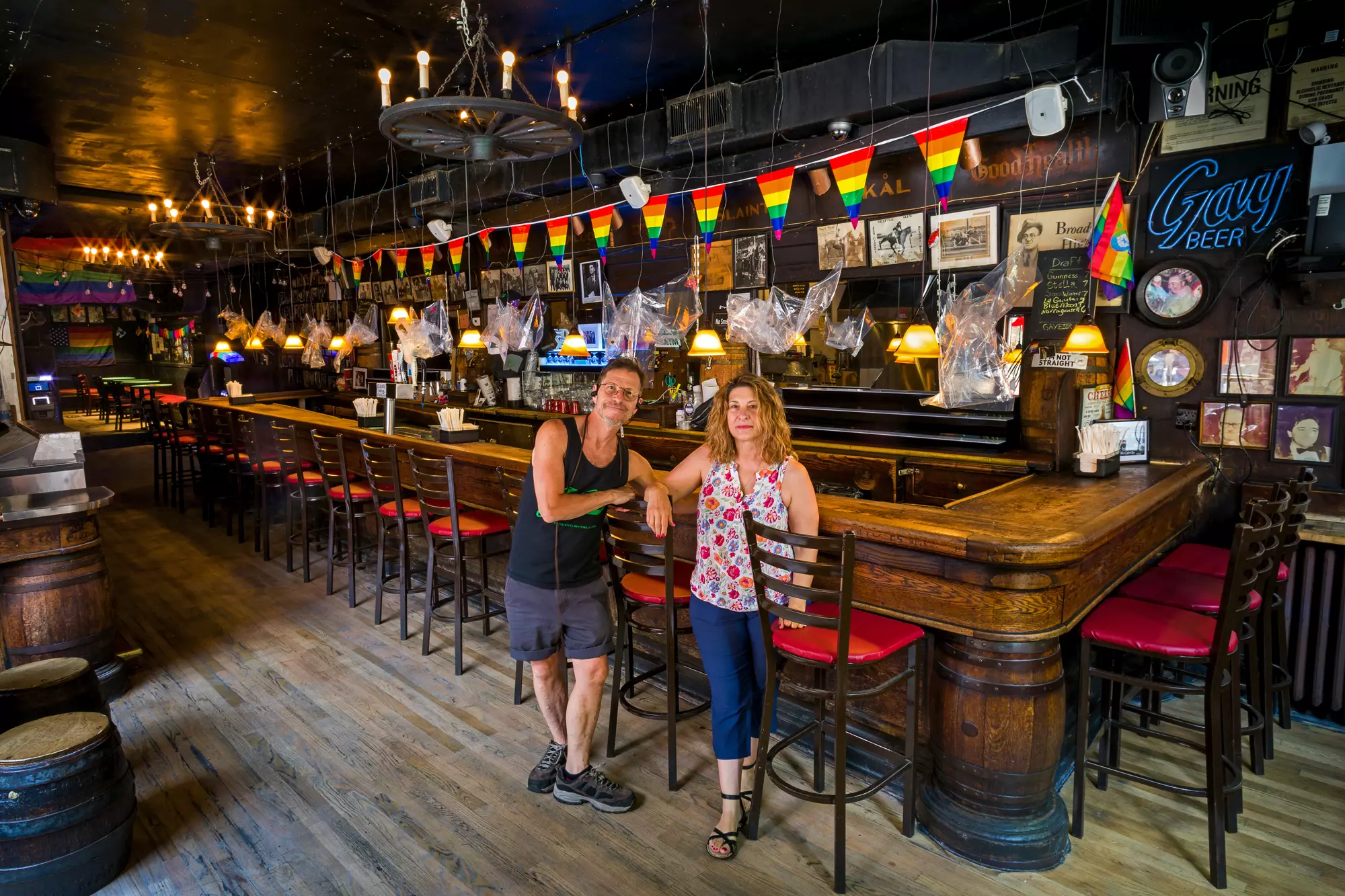 Sajarah rusiah Julius ', bar gay pangkolotna di NYC 5759_1